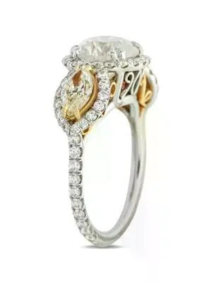 LB EXCLUSIVE 2.20 Carat Round-cut Diamond Ring With 1.32 Carat Marquise-cut Diamonds In 18k White Gold - Silver