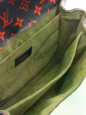 LOUIS VUITTON Monogram Canvas Tote Bag