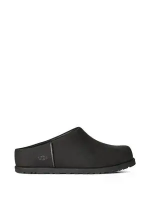 UGG Otzo Leather Clogs