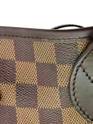 LOUIS VUITTON Neverfull Tote Bag