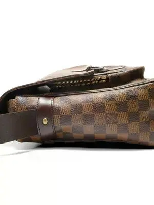 LOUIS VUITTON Melville Damier Messenger Bag - Brown