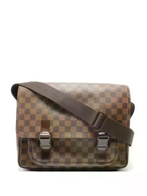 LOUIS VUITTON Melville Messenger Bag - Brown