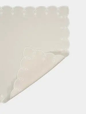 Borgo Delle Tovaglie Carlotta Linen Napkin In Ivory - Cream