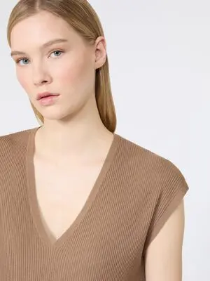 Max Mara Ribbed Wool Gilet With V-neck