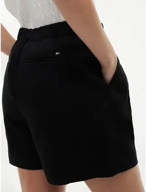 Tommy Hilfiger Pleated Lightweight Lyocell-cotton Shorts