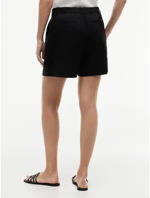 Tommy Hilfiger Pleated Lightweight Lyocell-cotton Shorts