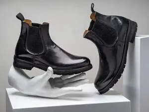 Lukure Soft Chelsea Boots - Black