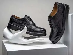 Lukure Wing Tip Oxford Shoes - Black