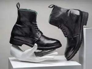 Lukure Ankle Boots - Black