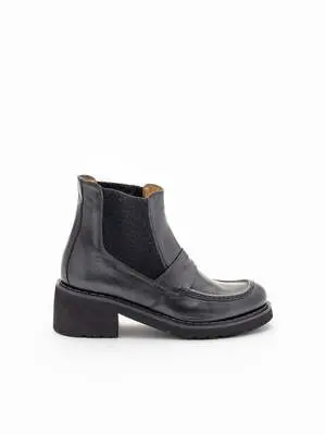 Lukure Chelsea Boot With Elastic Sides And 55mm Heel