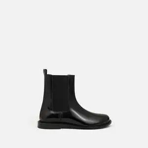 AMI Paris Glazed Leather Anatomical Toe Chelsea Boots