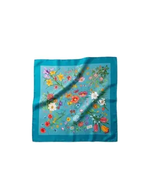 Gucci Printed Silk Twill Carr - Blue