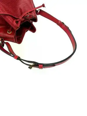 LOUIS VUITTON Epi Petit Noe Bucket Bag - Red