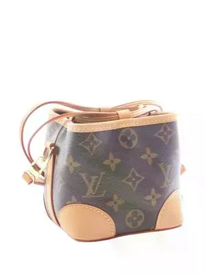 LOUIS VUITTON Monogram Noe Bucket Bag
