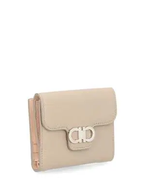 FERRAGAMO Compact Gancini Wallet - Cream