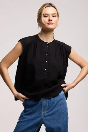 Velvet By Graham & Spencer Bec Linen Top - Black