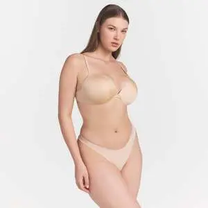 SKIMS Teardrop T Shirt Bra | Light Neutral | | Ultimate - Sand