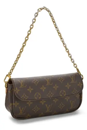 LOUIS VUITTON Monogram Canvas Ivy Wallet On Chain