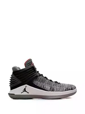 JORDAN Air Xxxii Sneakers - Grey