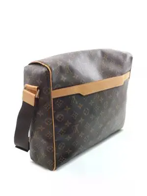 LOUIS VUITTON Monogram Crossbody Bag - Brown