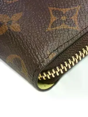 LOUIS VUITTON 2021s Noa Monogram Wallet