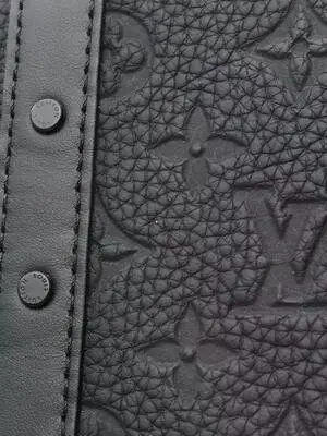 LOUIS VUITTON Monogram Taurillon Trunk Messenger Pm Bag - Black