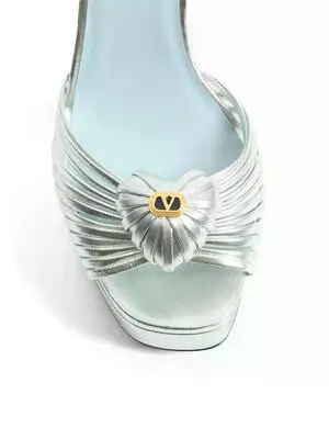 Valentino Garavani Coeur Royal Platform Sandals In Laminated Nappa 115mm - Silver