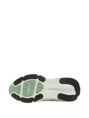 Nike Vomero 18 Sneakers