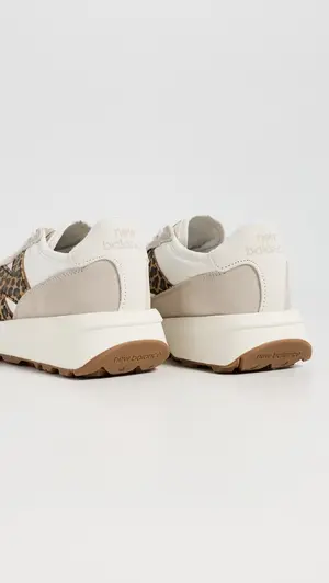 NEW BALANCE 370 Sneakers With Leopard Print Trim - Brown/beige