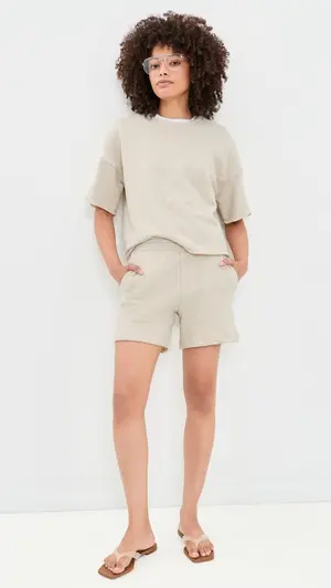 PERFECTWHITETEE Short Sleeve Sweatshirt Tee