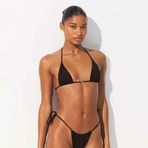 SKIMS Iconic Swim Hardware Triangle Bikini Top - Obsidian