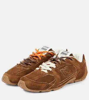 Miu Miu X New Balance 530 Sl Suede Sneakers - Brown