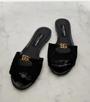 Dolce & Gabbana Dg Leather-trimmed Lace Slides - Black