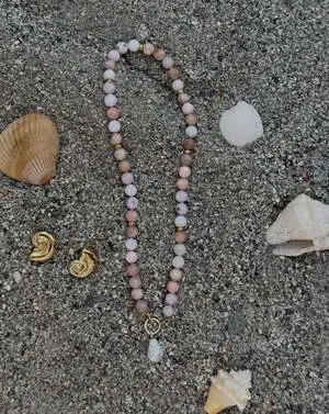 Ring Concierge Pink Paloma Necklace