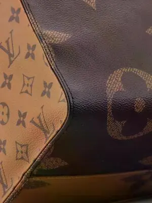 LOUIS VUITTON Giant Monogram Reverse Onthego Gm Tote Bag - Brown