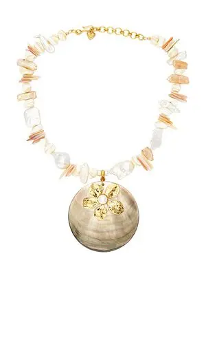 Brinker & Eliza Emme Necklace In White - Pearl,shell