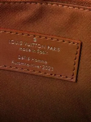 LOUIS VUITTON Montsouris Messenger Bag In Epi Leather - Brown