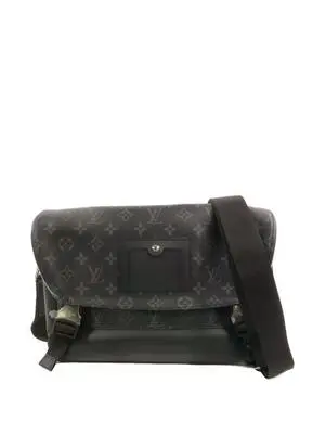 LOUIS VUITTON Monogram Eclipse Voyager Messenger Bag - Black