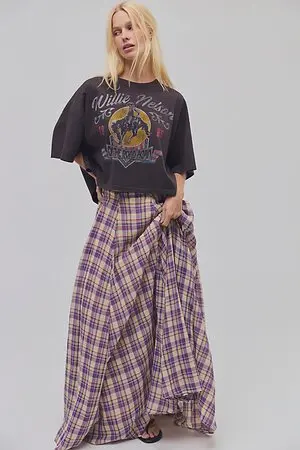 Daydreamer Willie Nelson On The Road Graphic Cropped T-shirt