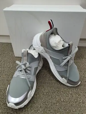 Moncler Logo Casual Sneakers