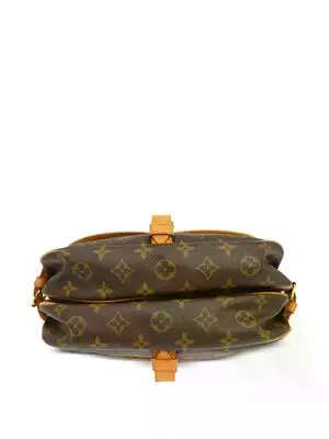 LOUIS VUITTON 30 Saumur Monogram Shoulder Bag - Brown