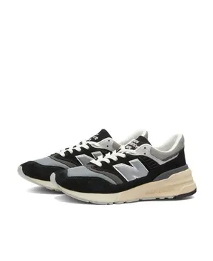 NEW BALANCE 997r Sneakers - Black