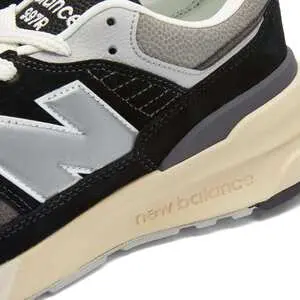 NEW BALANCE 997r Sneakers - Black