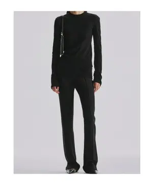THE ROW Dantea Long-sleeved Crewneck Top - Black