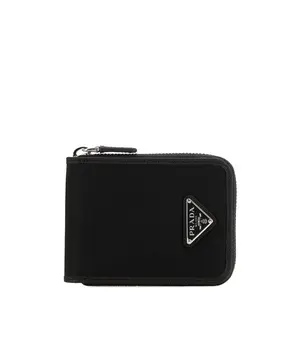 Prada Zipped Wallet - Black