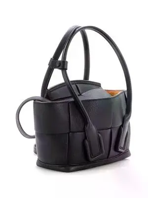 Bottega Veneta Maxi Intrecciato Leather Shoulder Bag - Black