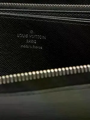 LOUIS VUITTON 2017 Epi Zippy Wallet Long Wallets