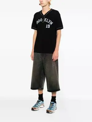 WHITESVILLE Graphic-printed V-neck T-shirt