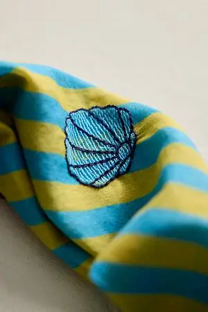 ELIZABETH GILLETT Embroidered Seashells Cotton Bandana - Blue