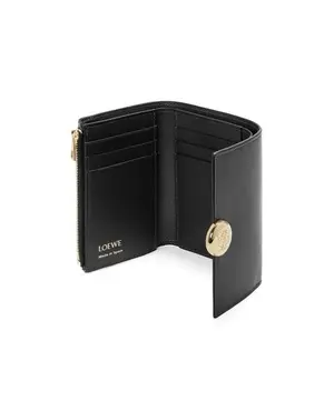 Loewe Pebble Small Vertical Wallet In Shiny Nappa Calfskin